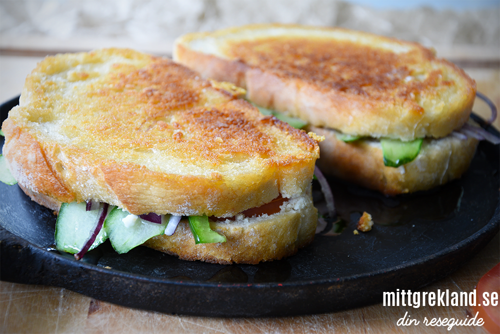 Greek Salad Toast - mittgrekland.se