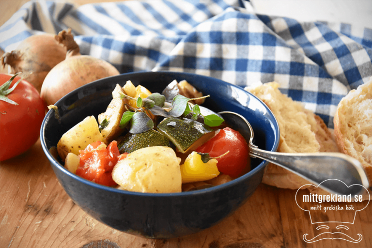 Soufiko- ratatouille från Ikaria - mittgrekland.se